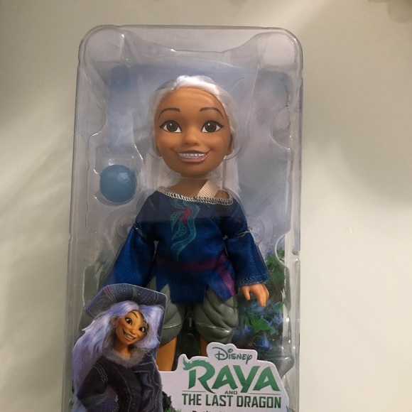 Toys | Disney Raya And The Last Dragon Petite Human Sisu Doll 6 Doll ...